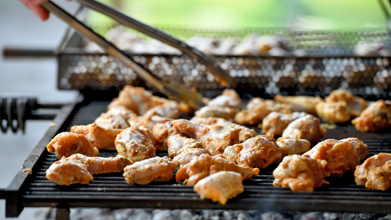 Jaj Bl Firin Chicken Wings | PBS Food